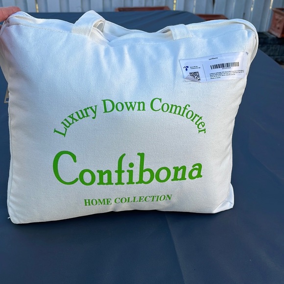 Confibona | Bedding | Confibona Luxury Down Comforter The Home ...